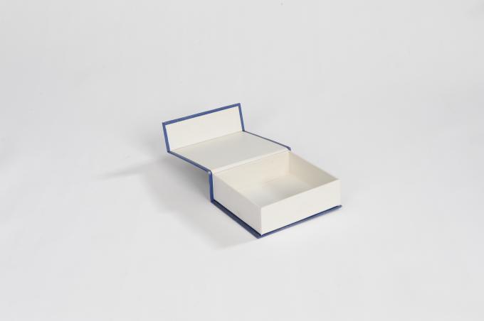 Rectangle magnet rigid gift box with insert luxury packaging box